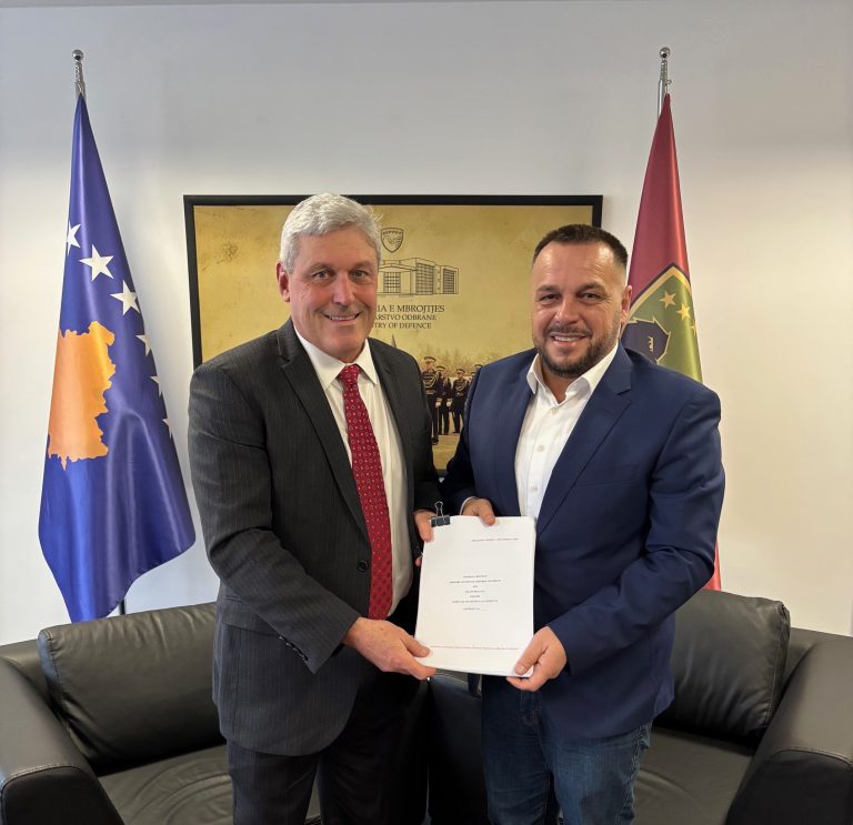 AM General Sells First HUMVEE Hawkeye 105mm Mobile Howitzer Systems as ...